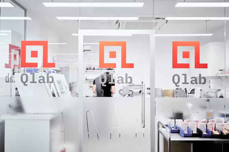 QLAB Dental Lab Using RAYSHAPE DLP Dental Solution For Daily Operations - Suzhou RAYSHAPE ...